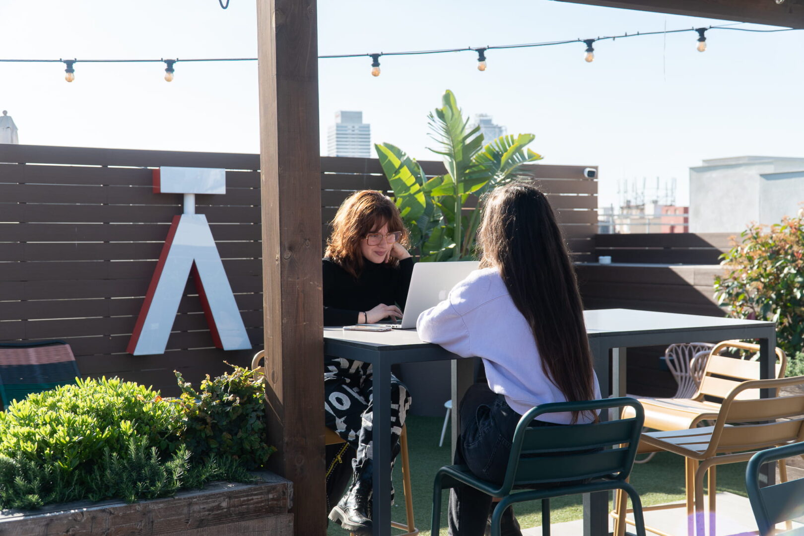 Digital nomad: what it is and how to become one | Aticco Workspaces